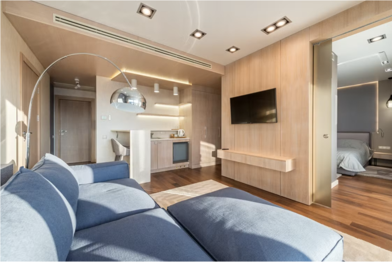 Is a Luxury Short-Term Rental Still Worth It in 2026 | Social Life Magazine